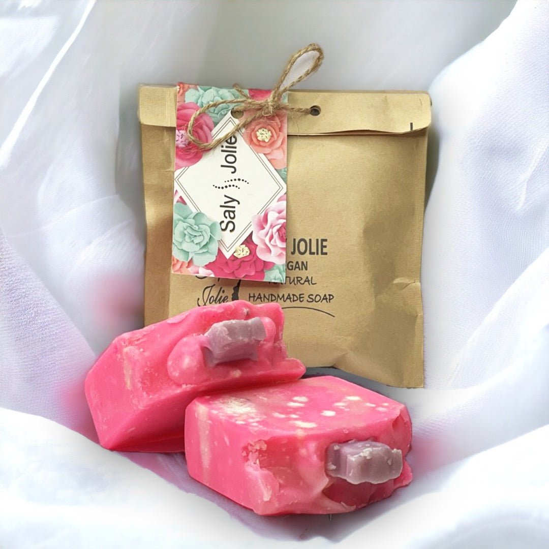 Coconut soap normal-dry skin and hair – Saly Jolie